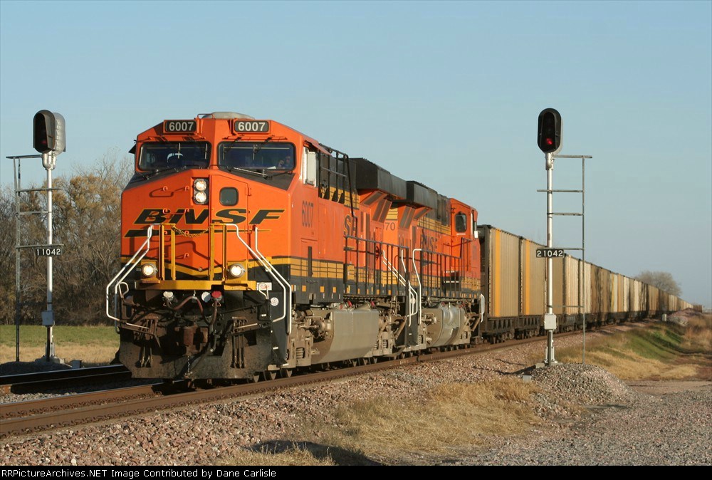 BNSF 6007